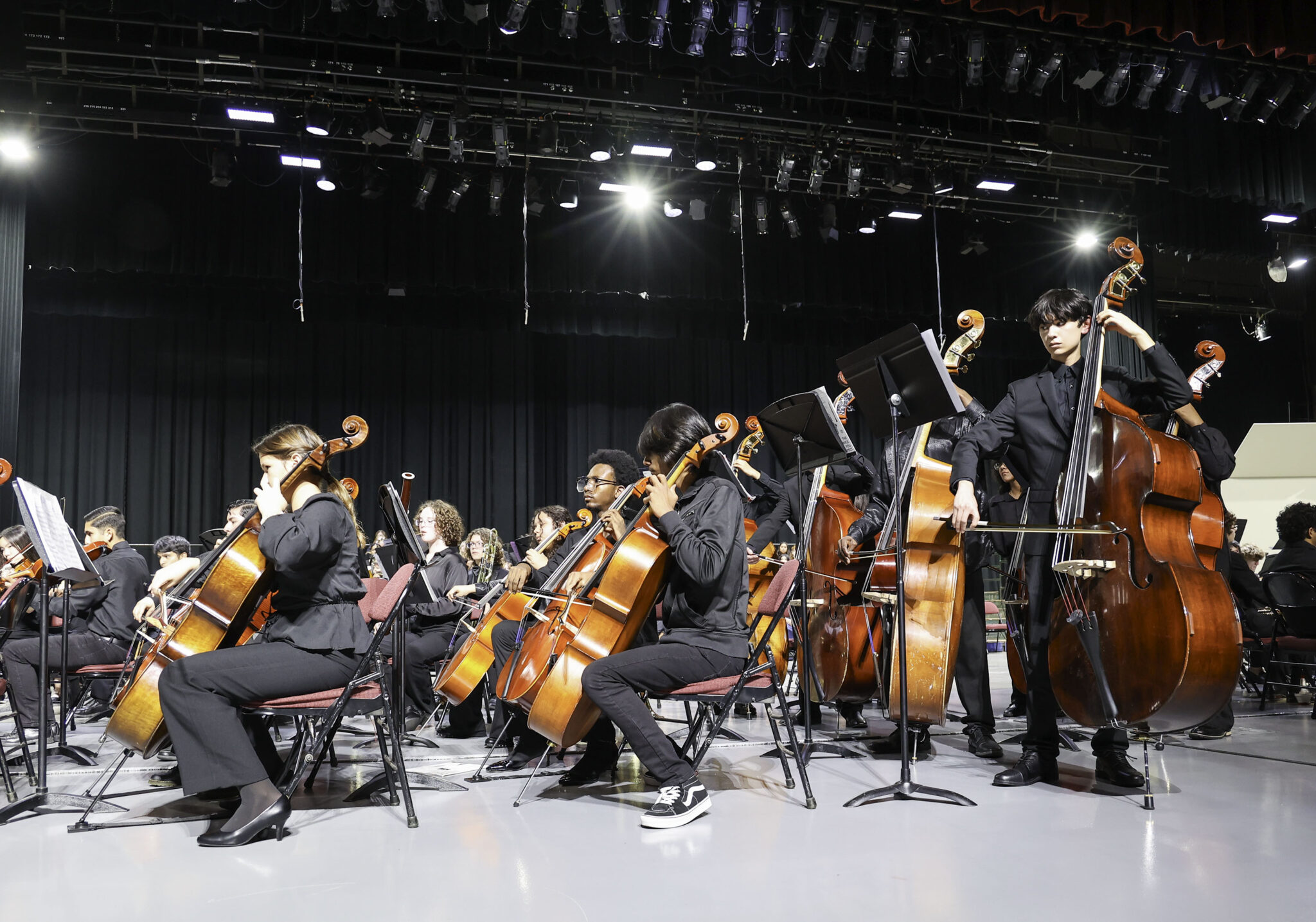 PHOTO GALLERY: Student Dazzle at Grand Night For Music | KCSOS News