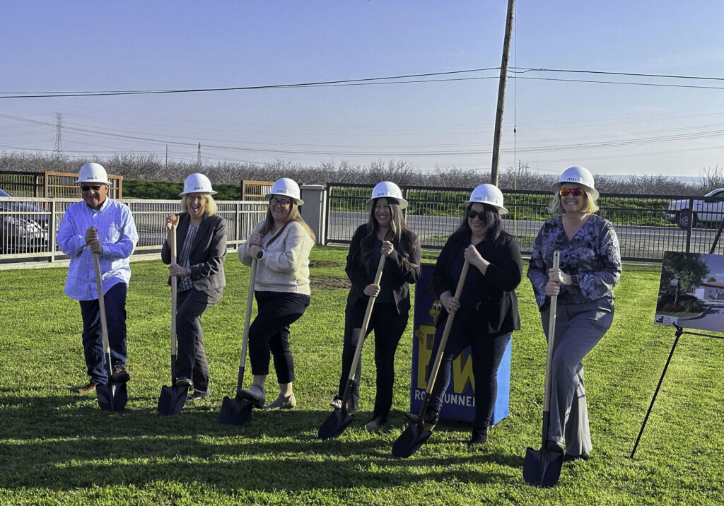 Buttonwillow Breaks Ground on Early Childhood Education Center | KCSOS News