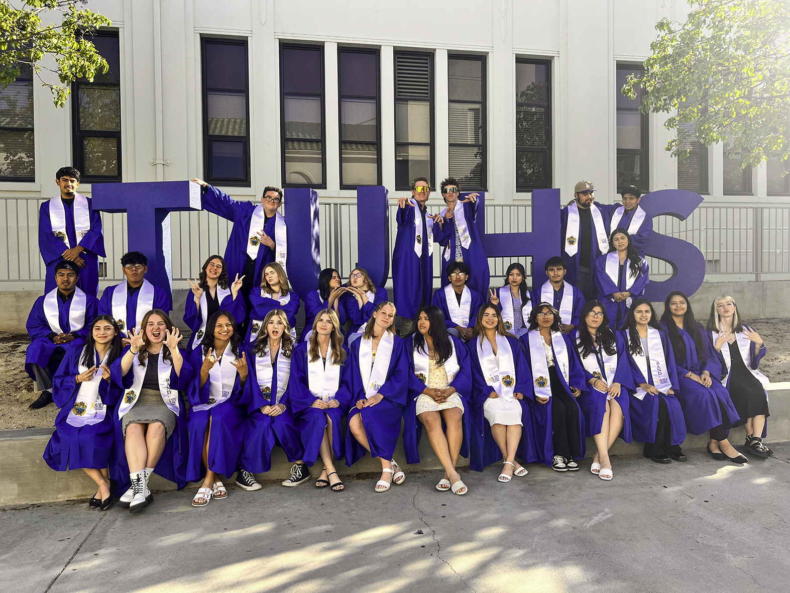 AVID Provides Students a Support System for Next-Level Success | KCSOS News