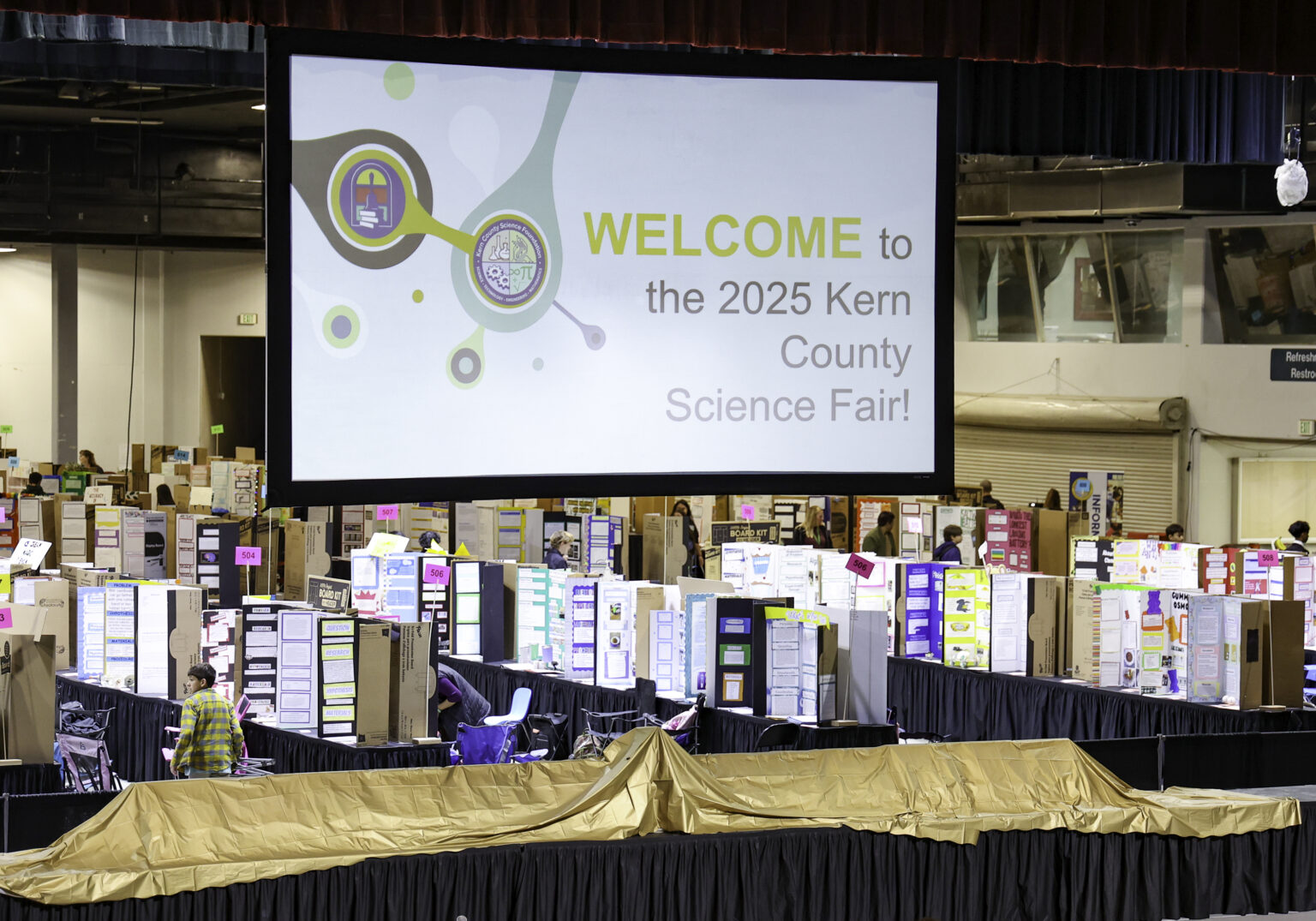 Hundreds of Future Scientists Dazzle at Kern County Regional Science Fair | KCSOS News